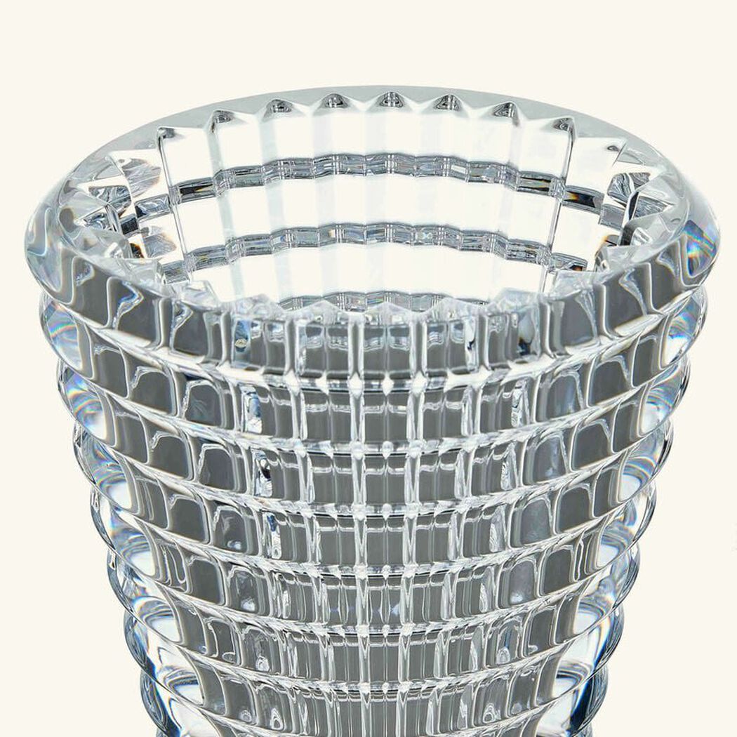 Discover Luxury Vases | Tanagra UAE