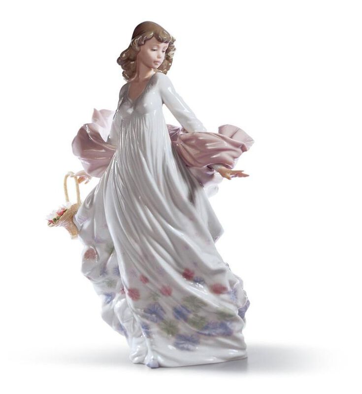 Lladro Spring Splendor Woman Figurine | Tanagra UAE